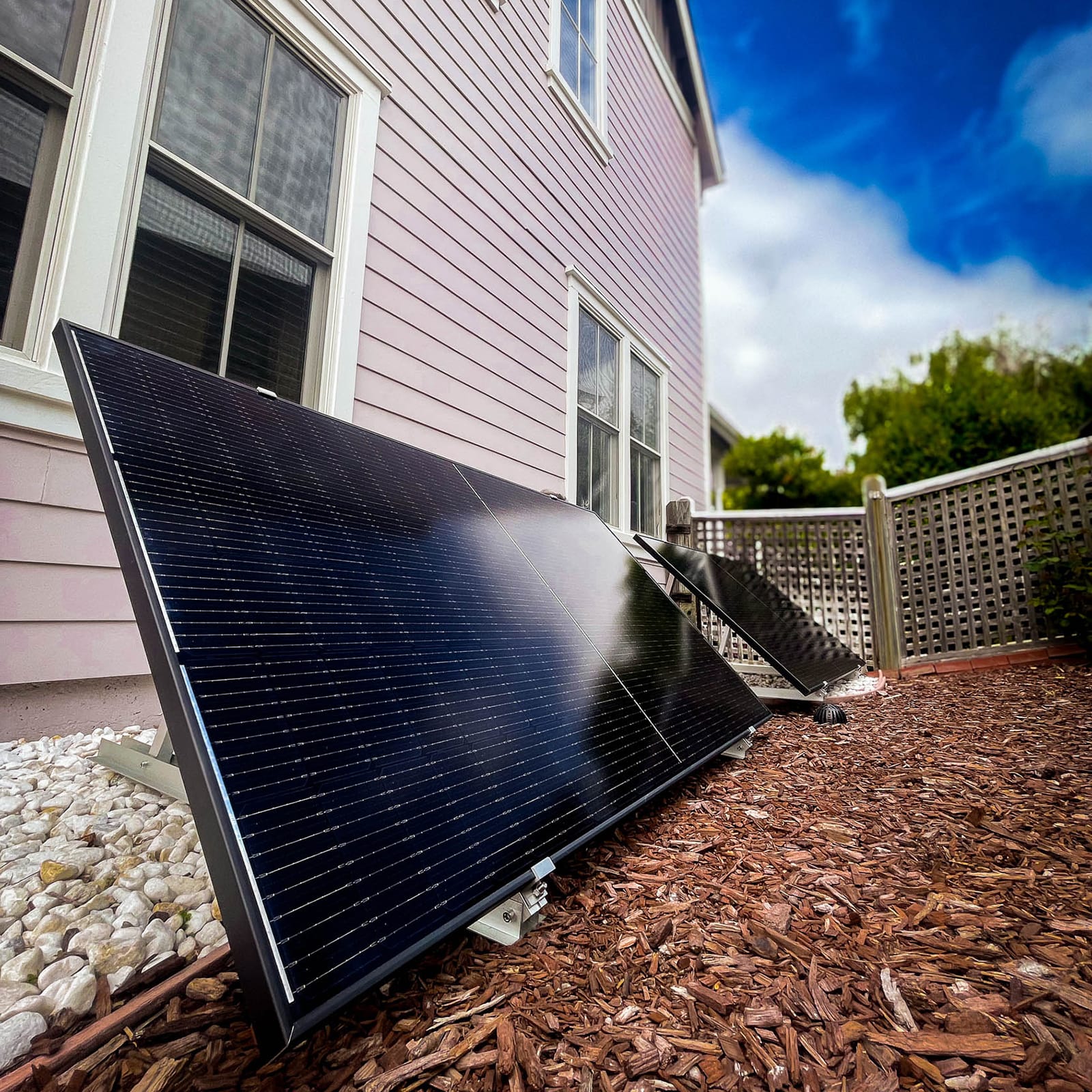 Support plug-in solar - Solar United Neighbors